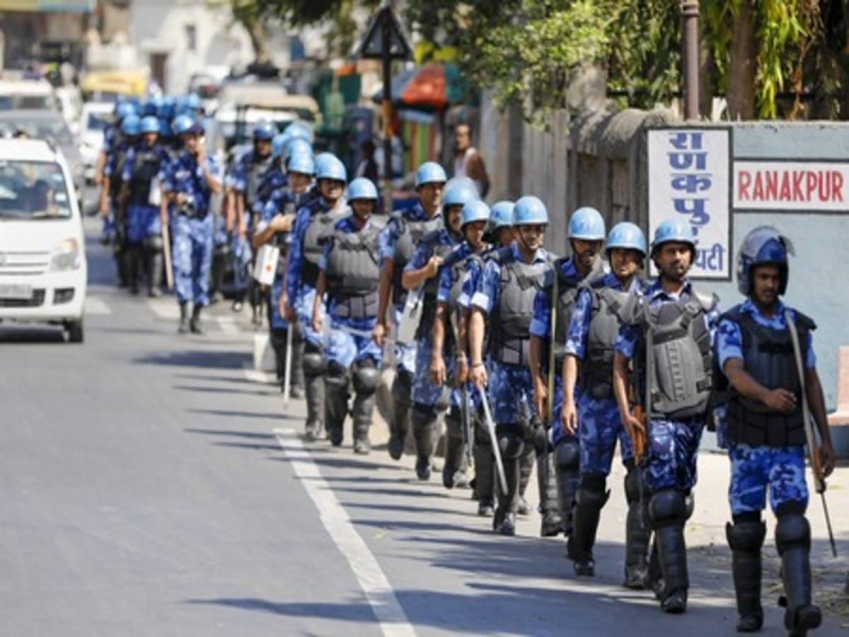 અમદાવાદમાં કોરોનાનું સંક્રમણ અટકાવવા માટે RAF અને CRPFને કરાશે તૈનાત ...