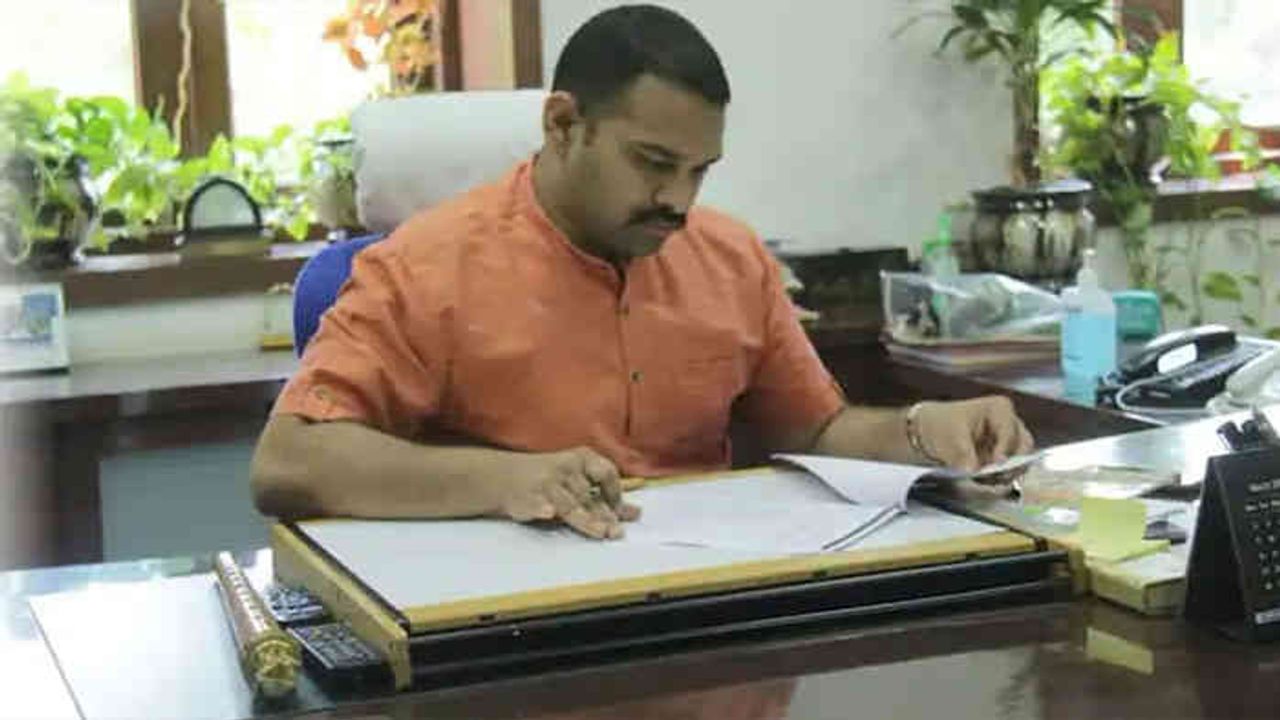 Ahmedabad: જમીન કૌભાંડમાં IAS પર સકંજો, કે.રાજેશને આજે CBI કોર્ટમાં રજૂ ...