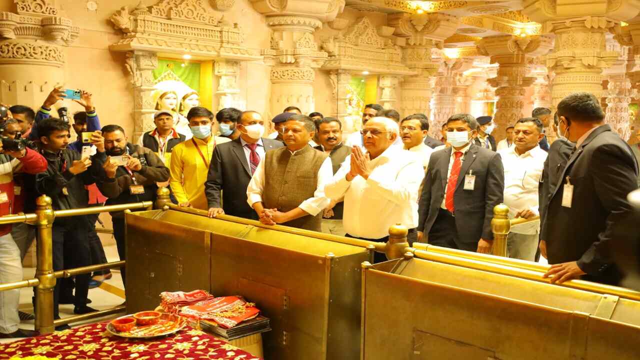 ખોડલધામ મંદિરમાં છઠ્ઠો પ્રાણ પ્રતિષ્ઠા મહોત્સવ યોજાયો, ખોડલધામ ...